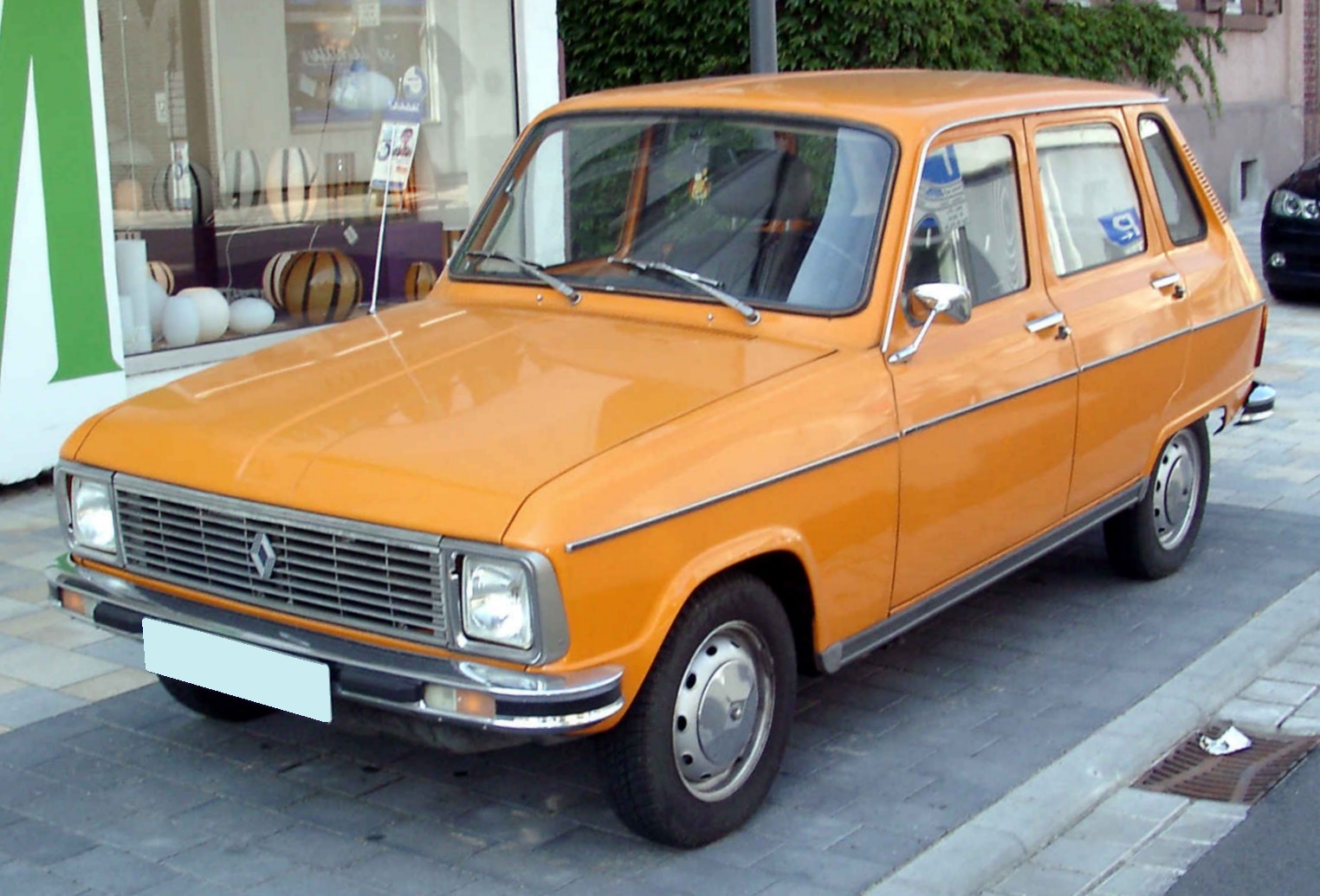 Renault 6 spécifications techniques et économie de carburant